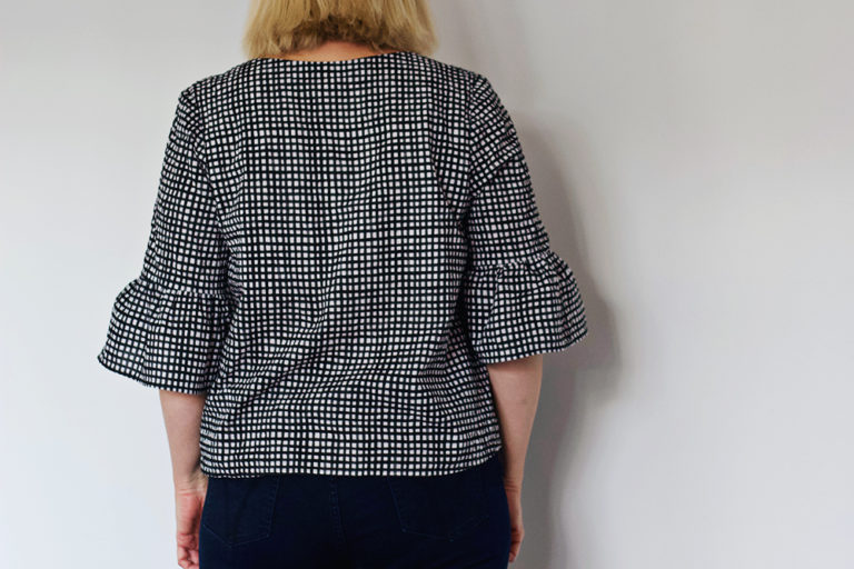 Amanda vs Ruffle Sleeve Top